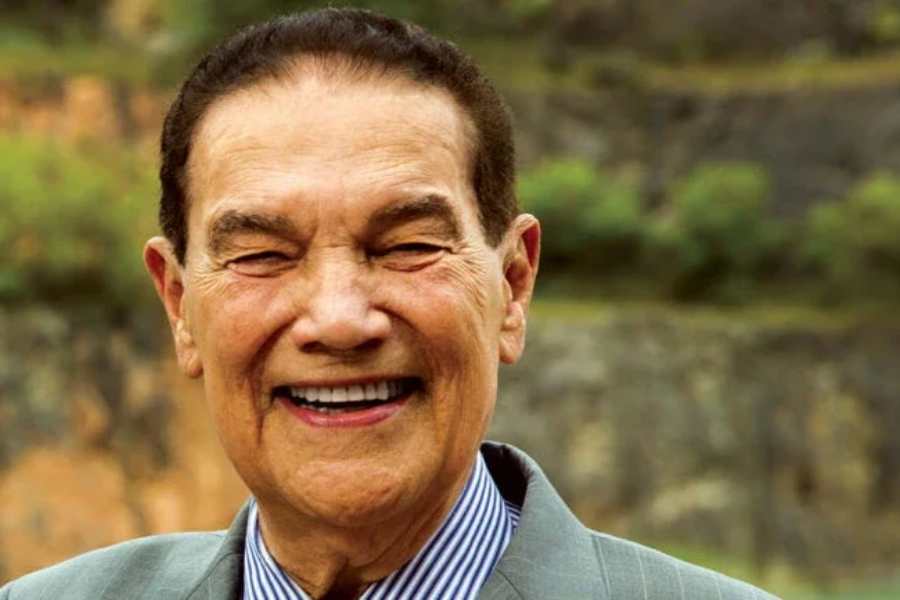 Morre Divaldo Franco, líder espírita sucessor de Chico Xavier - Marreta ...